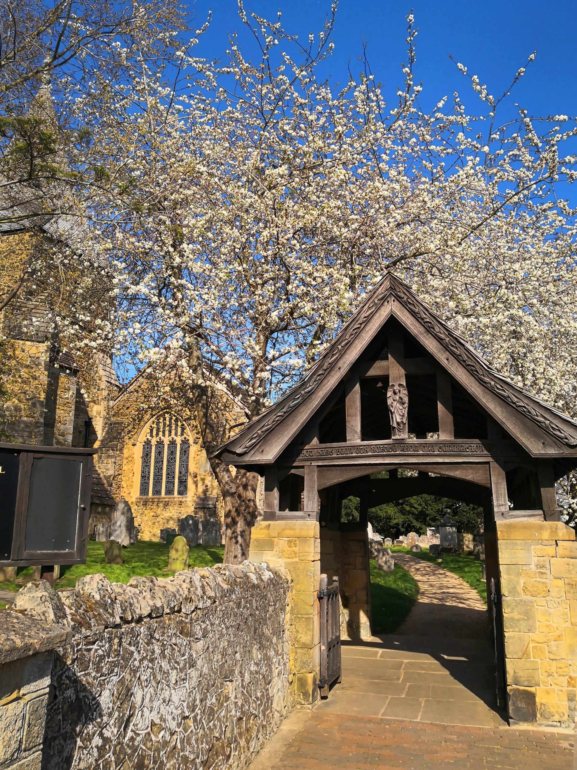Edenbridge Parish Church Walk - Visit Edenbridge